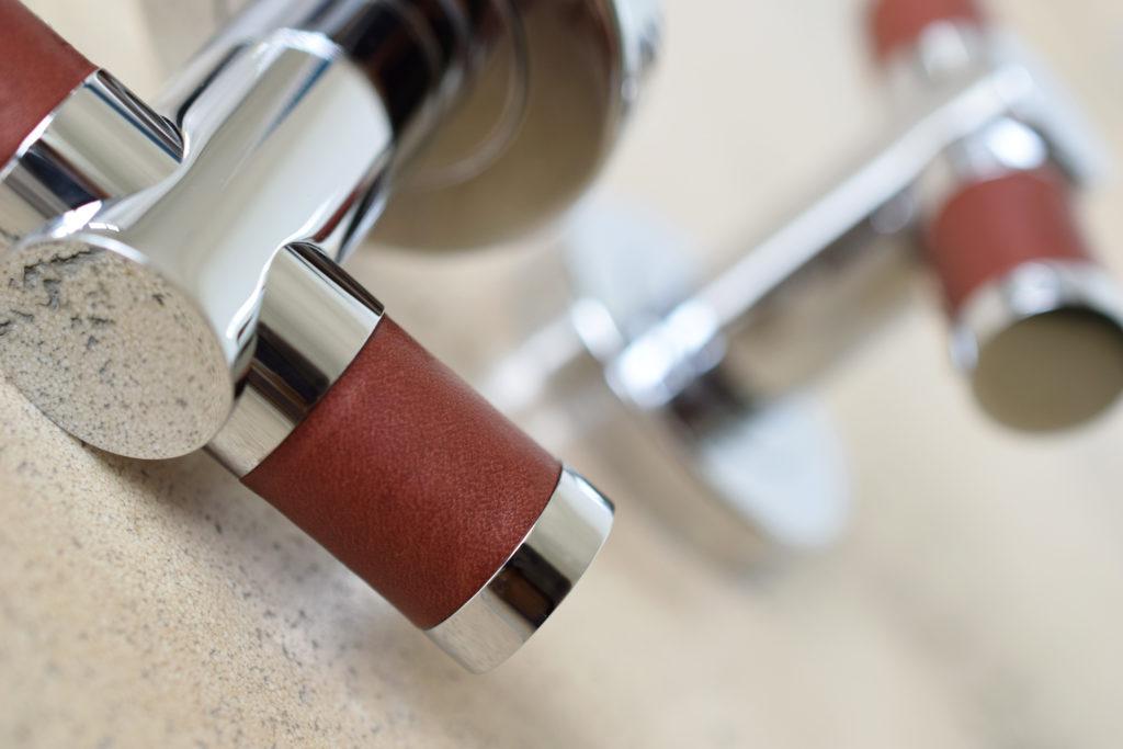 Barrel (stitch In) Recess Leather T Bar Door Pull R1913_Chestnut ...