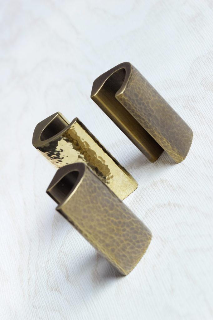 Echo Solid Hammered Cabinet Handle S1101_Polished Brass, Burnished Brass - Turnstyle Designs